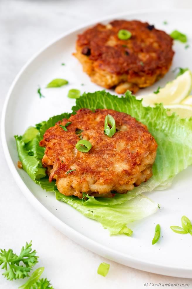 Homemade Crab Cakes Recipe | ChefDeHome.com