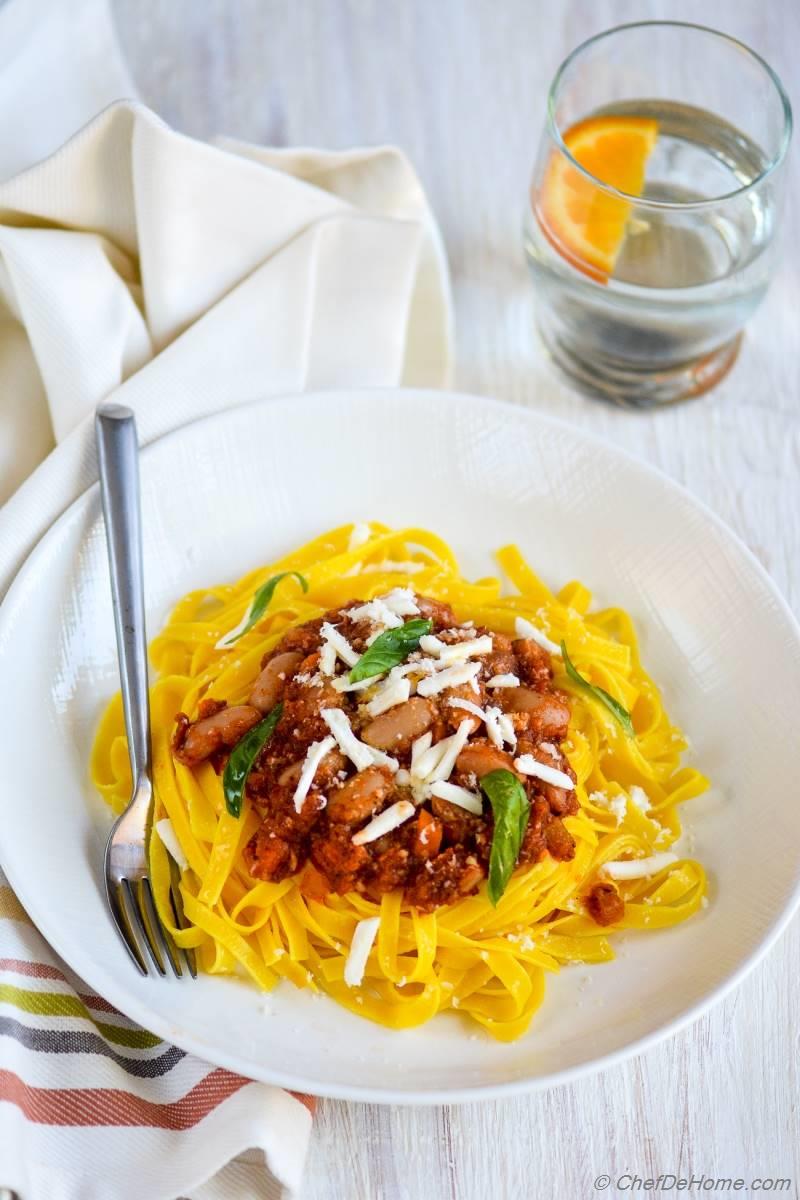 Cannellini Beans Ragu Fettuccine Pasta Recipe | ChefDeHome.com