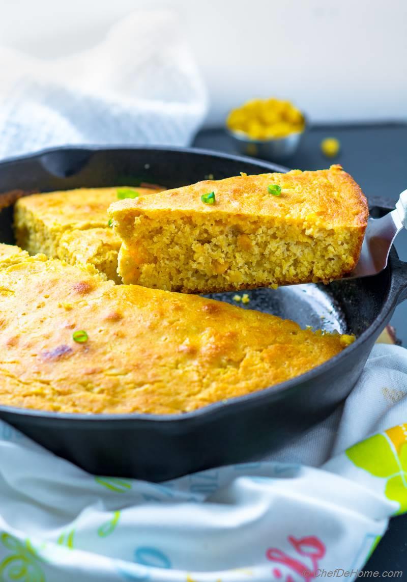 Skillet Cornbread with Creamed Corn - Skillet Cornbread Recipe | ChefDeHome.com
