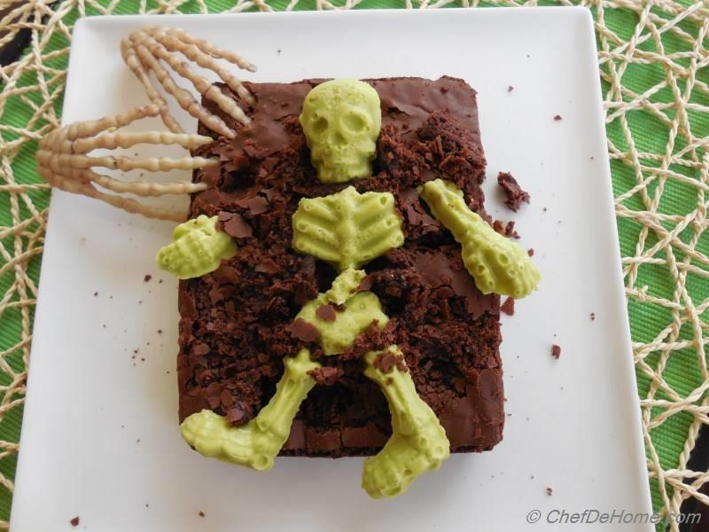 Graveyard Brownies Recipe | ChefDeHome.com