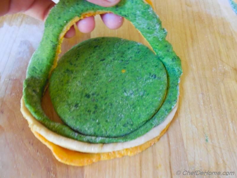 Kale and Carrot Whole Wheat Flat Bread Recipe | ChefDeHome.com