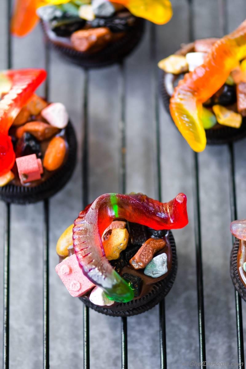 Mud Worms Oreo Cookies Recipe | ChefDeHome.com