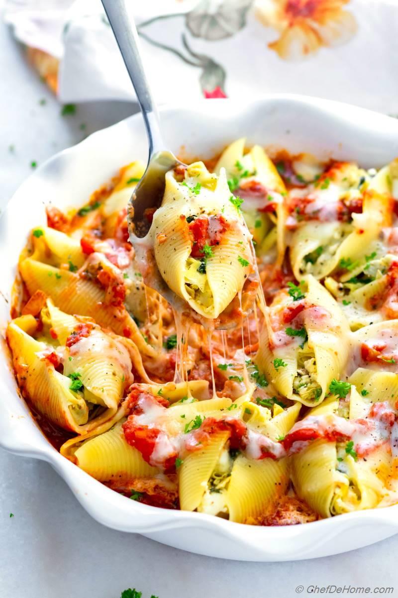 Spinach Artichoke Stuffed Shells Recipe | ChefDeHome.com Spinach Artichoke Stuffed Shells Recipe | ChefDeHome.com